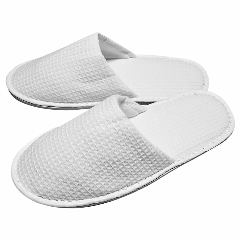 Slippers White Waffle Closed Toe (100)